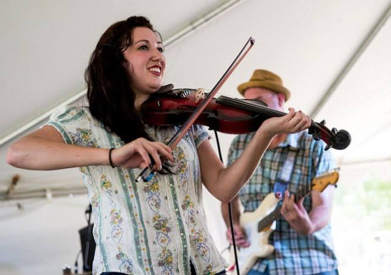 Fourth generation fiddler Sarah Jayde to perform at Folk Festival ...