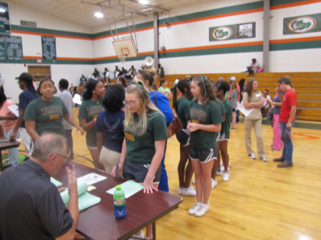 Lakeview gators register for new school year | Natchitoches Parish Journal