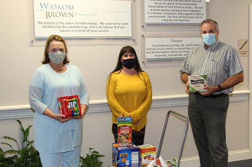 Waskom, Brown support NSU Food Pantry | Natchitoches Parish Journal