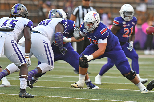 Former Demon Dustin Burns signs with USFL’s Memphis Showboats ...