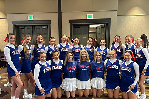 St. Mary’s Catholic School Varsity cheerleaders receive awards at UCA ...