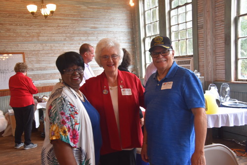 The Cane River Chapter of the Daughters of the American Revolution ...