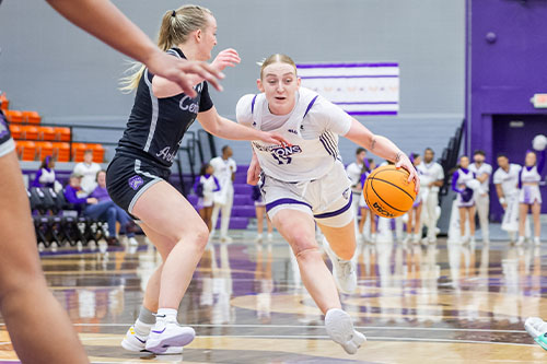 Ayres and Atamah combine for 39 as Demons collect road win ...