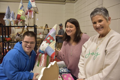 The 20th Annual Fleur De Lis Christmas Craft Fair – Handmade Crafts ...